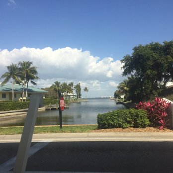 LARSEN HEALTH CENTER - Updated December 2025 - 20 Photos - 13880 Shell ...