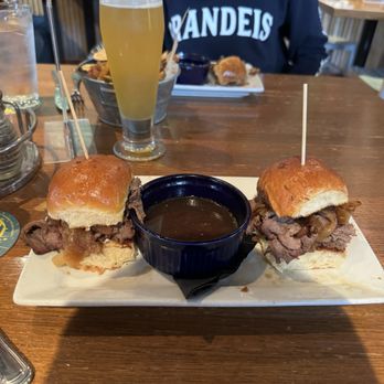 BEER KITCHEN - Updated September 2024 - 1016 Photos & 1253 Reviews ...