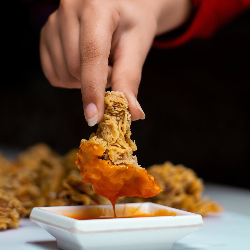 LA CHICKEN - Updated July 2025 - 40 Photos - 1091 Weyburn Pl, Los ...