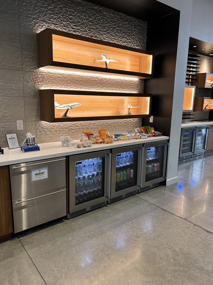 ACI JET - SAN LUIS OBISPO - Updated November 2024 - 36 Photos & 11 ...