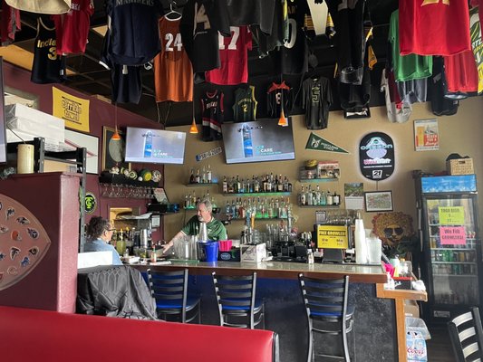 PORTLAND SPORTS BAR AND GRILL - Updated May 2024 - 173 Photos & 191 ...