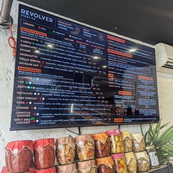 REVOLVER PIZZA - Updated December 2025 - 64 Photos & 65 Reviews - 388 ...