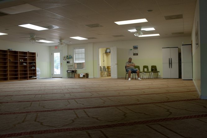 ISLAMIC CENTER OF MURFREESBORO - Updated April 2024 - 14 Photos - 862 ...