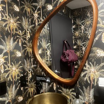 THE READING ROOM - Updated December 2025 - 207 Photos & 104 Reviews ...