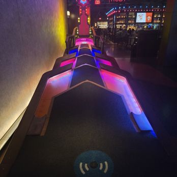 PUTTSHACK - PITTSBURGH - Updated August 2025 - 259 Photos & 169 Reviews ...