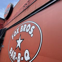 FOX BROS. BAR-B-Q - Updated July 2025 - 3919 Photos & 4962 Reviews ...