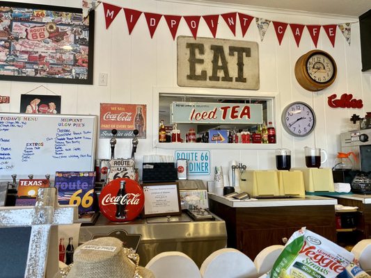 MIDPOINT CAFE AND GIFT SHOP - Updated February 2025 - 258 Photos & 126 ...