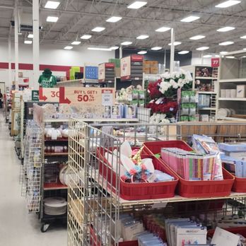 MICHAELS - Updated November 2025 - 69 Photos & 44 Reviews - 7560 ...