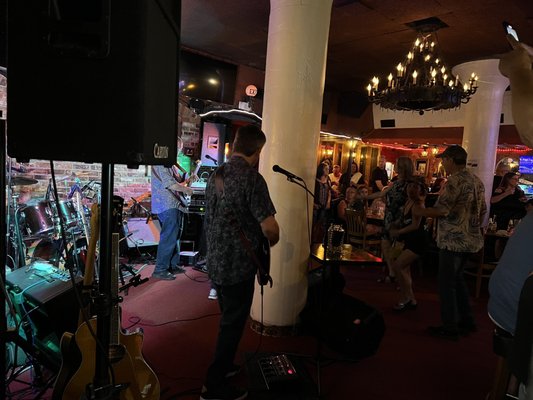 BACK DOOR LOUNGE - Updated January 2026 - 45 Photos & 253 Reviews ...