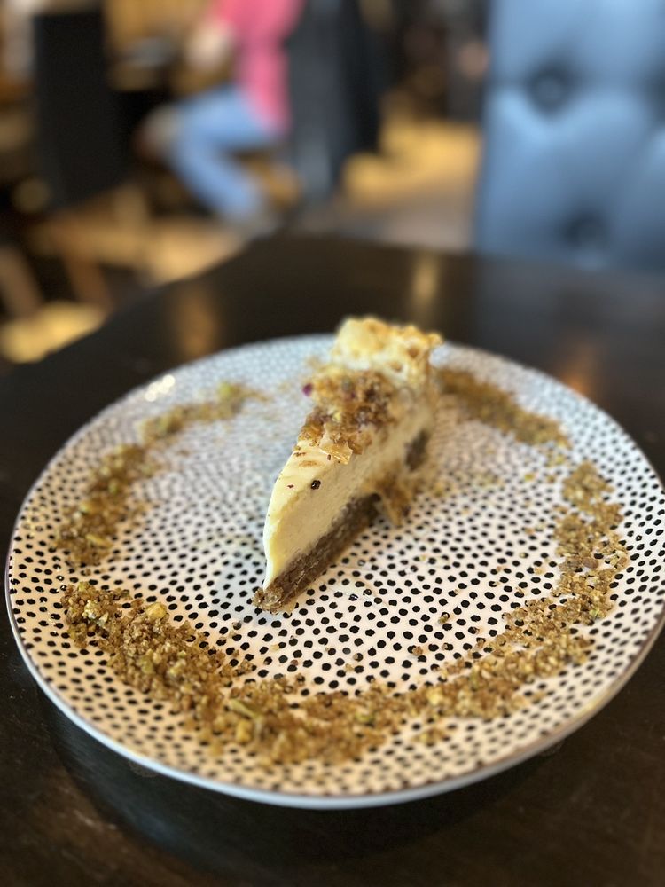 THE RAVEN BISTRO - 310 Photos & 205 Reviews - 504 Patricia Street ...