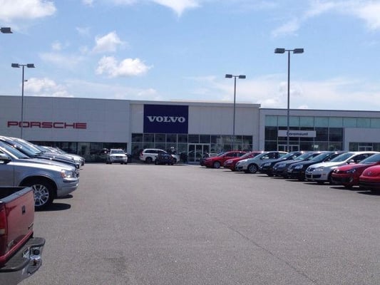 PARAMOUNT VOLKSWAGEN - Updated October 2025 - 16 Photos & 14 Reviews ...