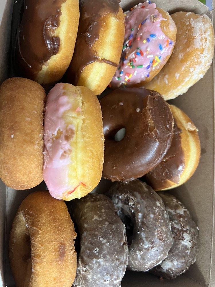 DETROIT DONUTS - Updated October 2025 - 10 Photos - 645 Griswold St ...