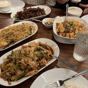 LING GARDEN CHINESE RESTAURANT - Updated January 2025 - 143 Photos ...