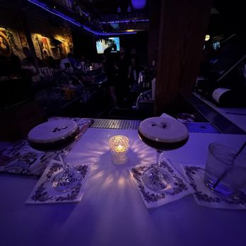 HUBBARD INN - Updated July 2025 - 535 Photos & 285 Reviews - 110 W ...