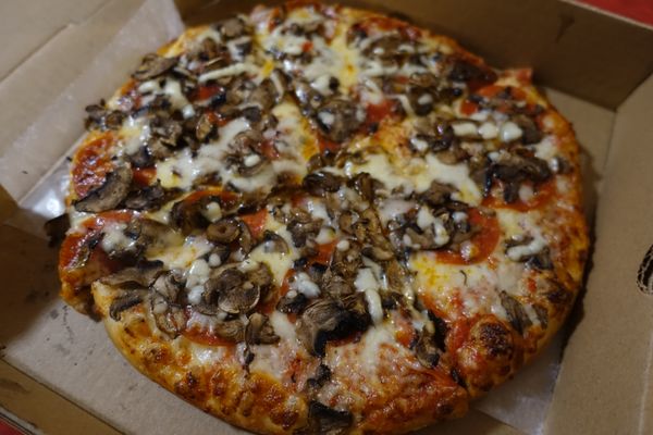 THE RED BARN PIZZA AND MORE - Updated October 2025 - 88 Photos & 221 ...