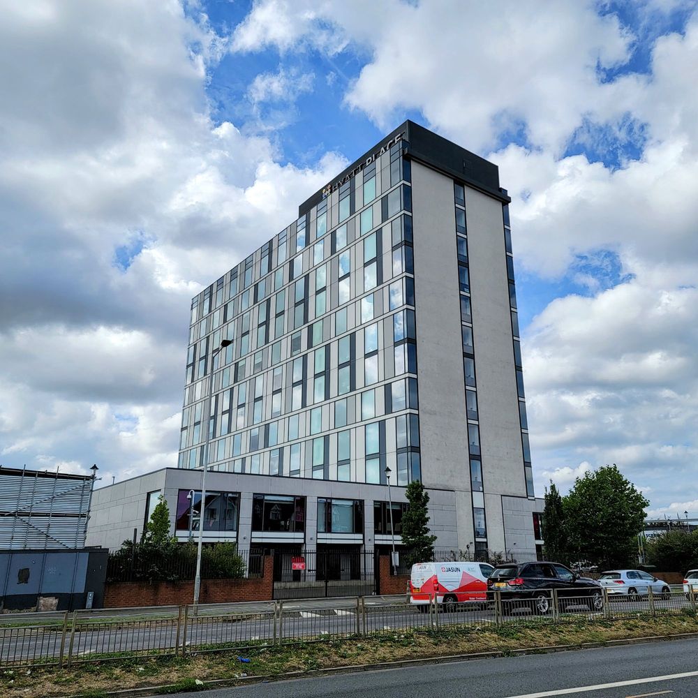 HYATT PLACE LONDON HEATHROW HAYES - Updated July 2025 - 54 Photos & 14 ...