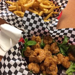 WING SUPREME - Updated October 2025 - 39 Photos & 106 Reviews - 3925 N ...