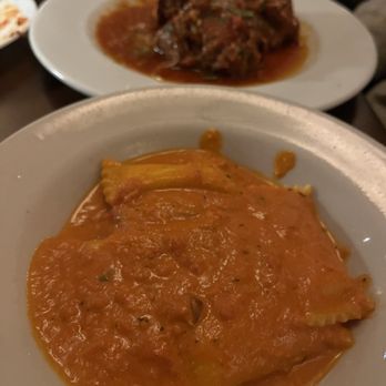 FILOMENA LAKEVIEW - Updated May 2025 - 218 Photos & 337 Reviews - 1738 ...