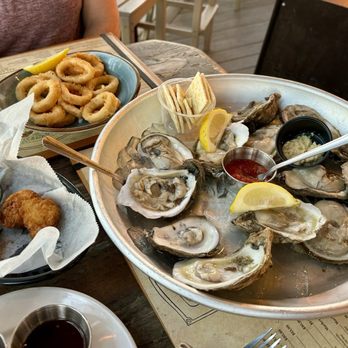 RUSSELL’S SEAFOOD GRILL - Updated December 2025 - 141 Photos & 278 ...