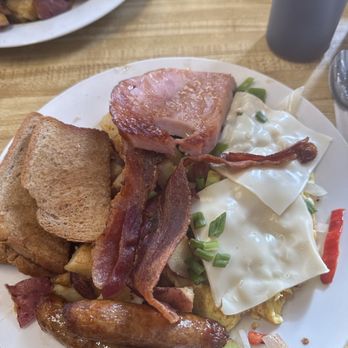 MISS WORCESTER DINER - Updated April 2025 - 459 Photos & 379 Reviews ...