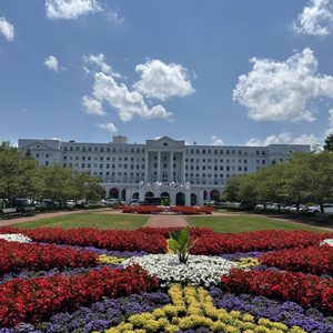 THE GREENBRIER - 628 Photos & 297 Reviews - 101 Main St W, White ...