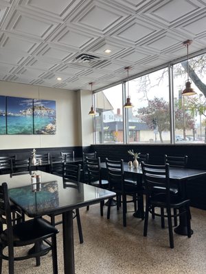 DEMOS - Updated November 2025 - 134 Photos & 205 Reviews - 64 Mt Auburn ...