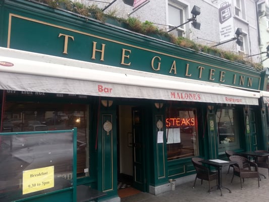 GALTEE INN - Updated May 2025 - The Square, Cahir, Co. Tipperary ...