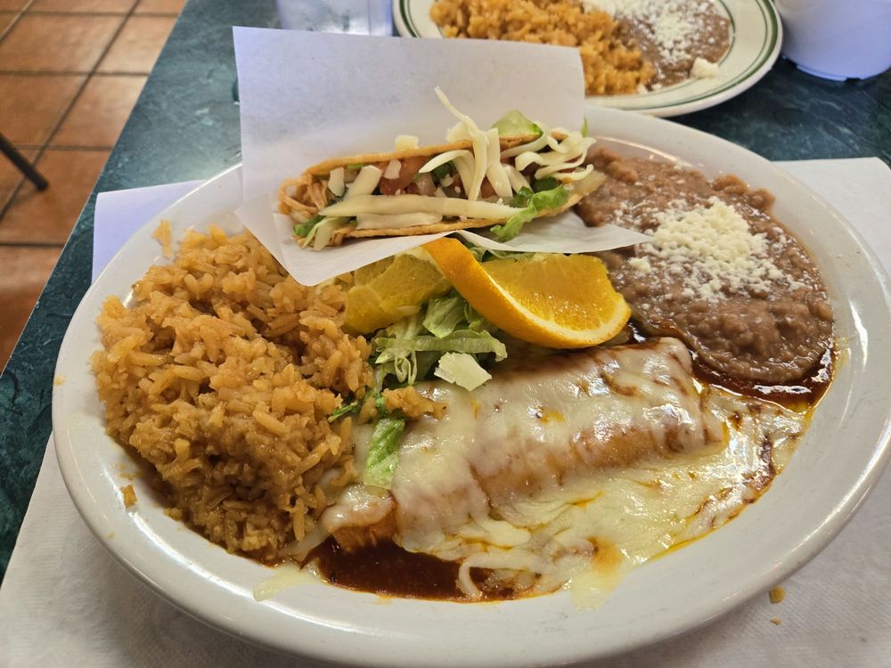 MARISCOS ENSENADA - Updated January 2026 - 25 Photos & 62 Reviews ...