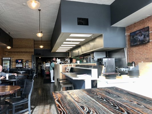 SUTTON’S DELI - Updated December 2025 - 56 Photos & 88 Reviews - 140 N ...