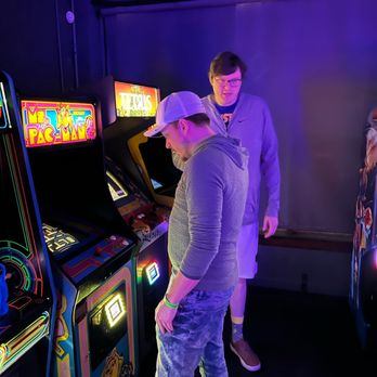 RETRO GAME BAR - Updated March 2025 - 133 Photos & 56 Reviews - 6720 NE ...