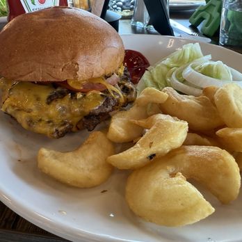 TAVERN 242 - Updated January 2026 - 80 Photos & 67 Reviews - 4285 S ...