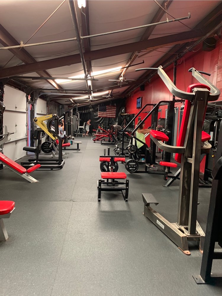 LAVA 24 FITNESS - 45 Photos & 13 Reviews - 811 William Hilton Pkwy ...