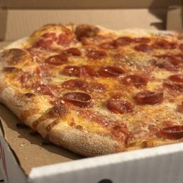 HENLOPEN PIZZA KITCHEN - Updated July 2025 - 29 Photos & 48 Reviews ...