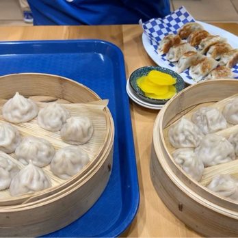 MR DUMPLING - Updated June 2024 - 290 Photos & 280 Reviews - 2625 Old ...