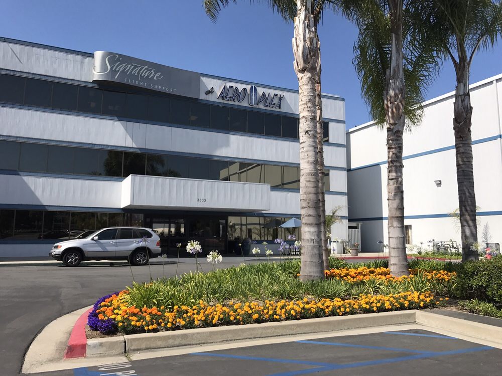 SIGNATURE FLIGHT SUPPORT - Updated July 2025 - 3333 E Spring St, Long ...