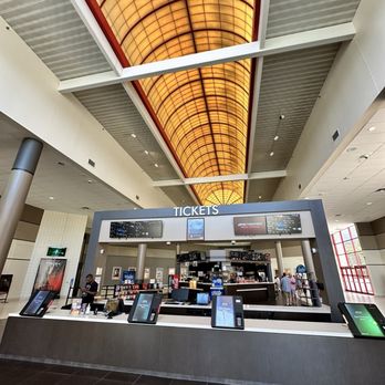 AMC EAST HANOVER 12 - Updated December 2025 - 91 Photos & 170 Reviews ...