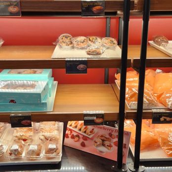 85°C BAKERY CAFE-TEMECULA - Updated July 2025 - 458 Photos & 111 ...