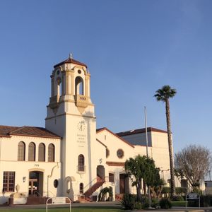 EVERETT ALVAREZ HIGH SCHOOL - Updated September 2025 - 1900 ...