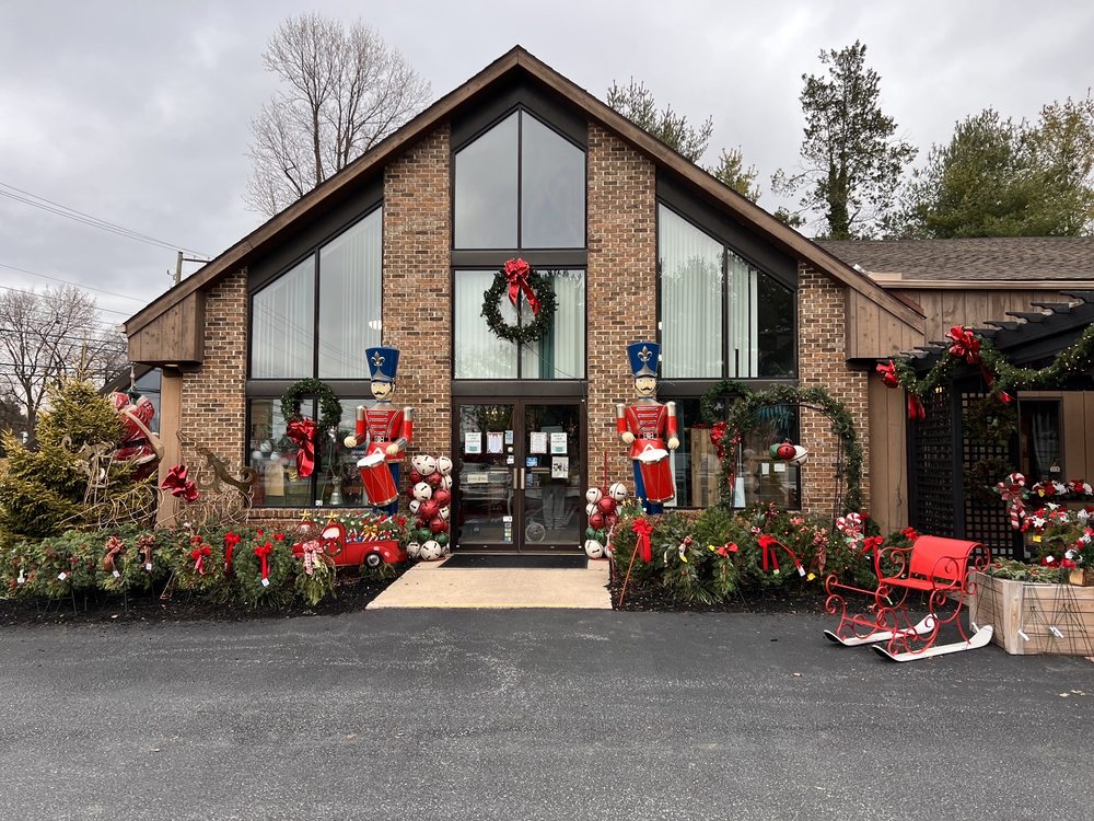 ROYER’S FLOWERS & GIFTS - Updated May 2026 - 19 Photos & 43 Reviews ...