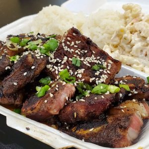 SOLID GRINDZ - 197 Photos & 157 Reviews - Hawaiian - 2027 S Craycroft ...