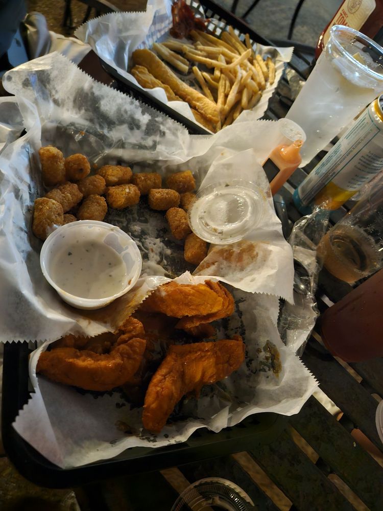 CORNER POCKET BAR & GRILL - Updated September 2025 - 65 Photos & 66 ...