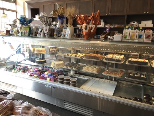 PICADILLY BAKERY & PASTRY SHOP - Updated June 2026 - 542 Ogilvy Av ...