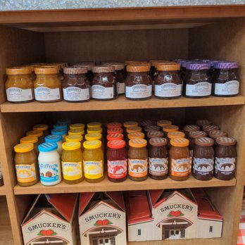 THE J.M. SMUCKER COMPANY STORE AND CAFÉ - Updated September 2025 - 118 ...