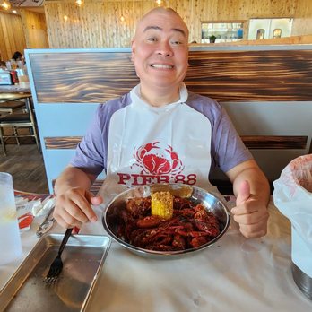 PIER 88 BOILING SEAFOOD & BAR LYNNWOOD - Updated August 2024 - 163 ...