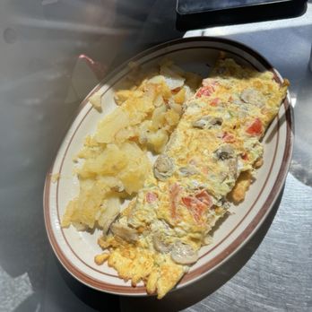 PETE’S KITCHEN - Updated March 2025 - 588 Photos & 915 Reviews - 1962 E ...