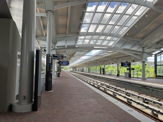 POTOMAC YARD METRO STATION - Updated December 2025 - 82 Photos - 2601 ...