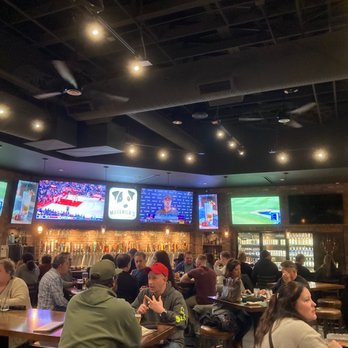 MAVERICK’S CANTON - Updated May 2024 - 95 Photos & 94 Reviews - 42820 ...