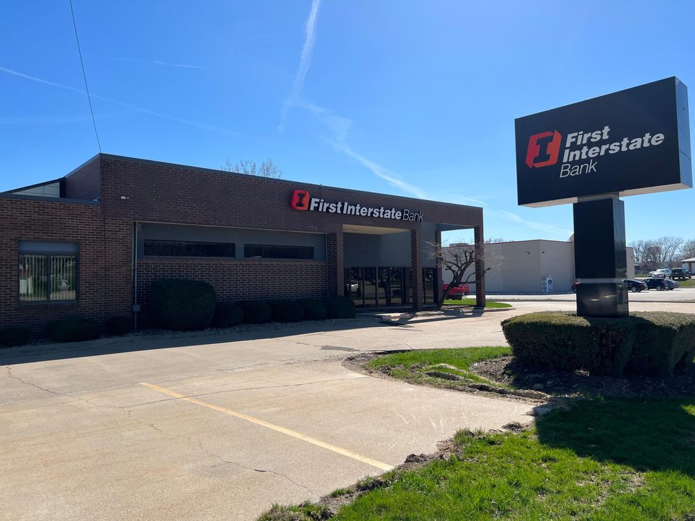 FIRST INTERSTATE BANK - Updated July 2025 - 610 W Mclane St, Osceola ...