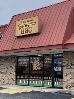 UNCLE TONY’S BACKYARD BBQ - Updated September 2025 - 378 Photos & 311 ...