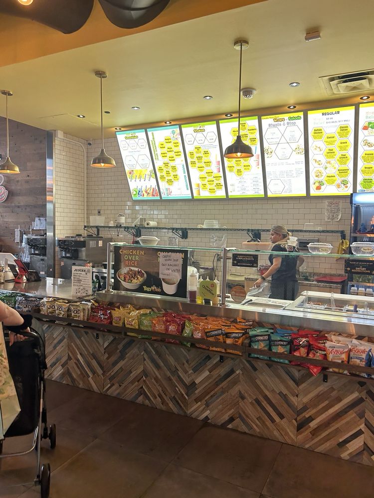 YOGYBEE - PARAMUS - Updated August 2025 - 1 Garden State Plz, Paramus ...